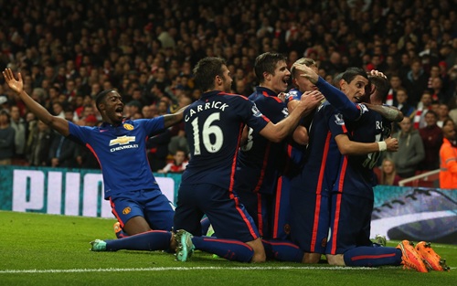 Arsenal thua cay đắng trên sân nhà trước MU