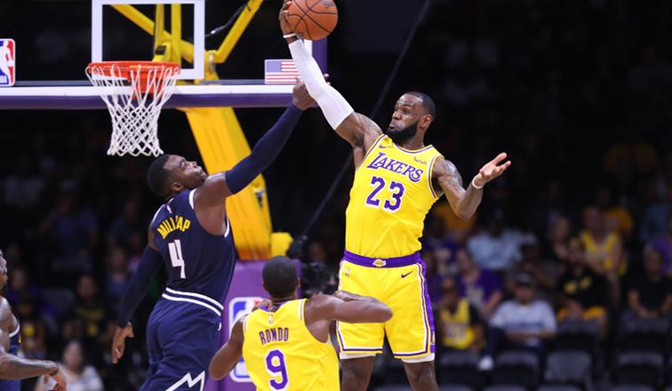 “King” James với cuộc phiêu lưu ở LA Lakers