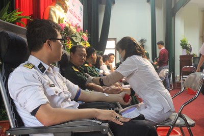 Đoàn 871 tổ chức Ngày hiến máu nhân đạo