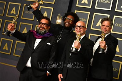 Lễ trao giải Oscar 2022: CODA đoạt Phim hay nhất