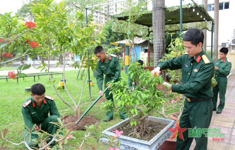 Làm đẹp doanh trại để thêm yêu đơn vị