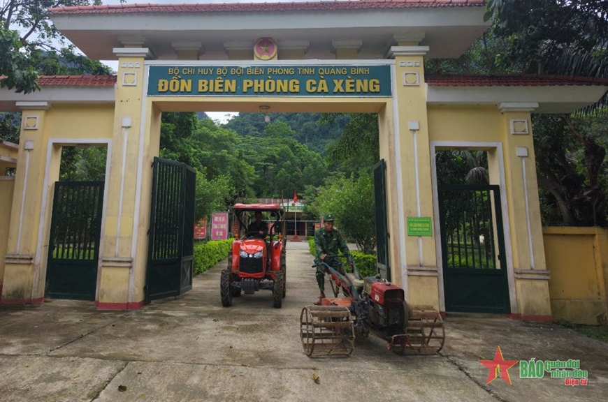 Đồn Biên phòng Cà Xèng: Giúp dân trong mùa vụ mới