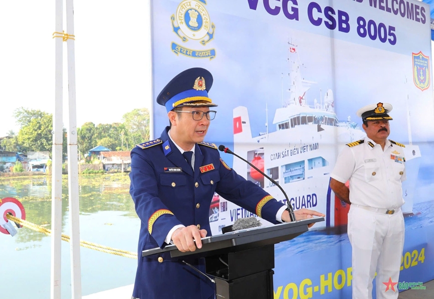 Tàu CSB 8005 thăm và giao lưu với Lực lượng Bảo vệ bờ biển Ấn Độ