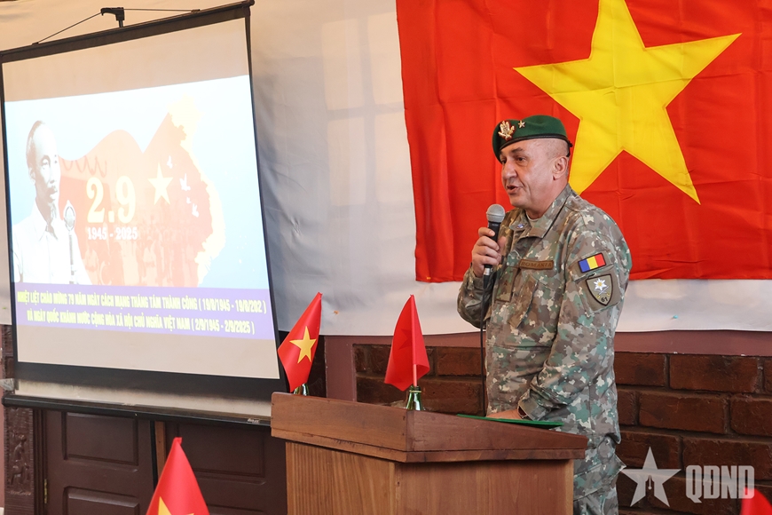 Tự hào lễ Quốc khánh trên mảnh đất Trung Phi