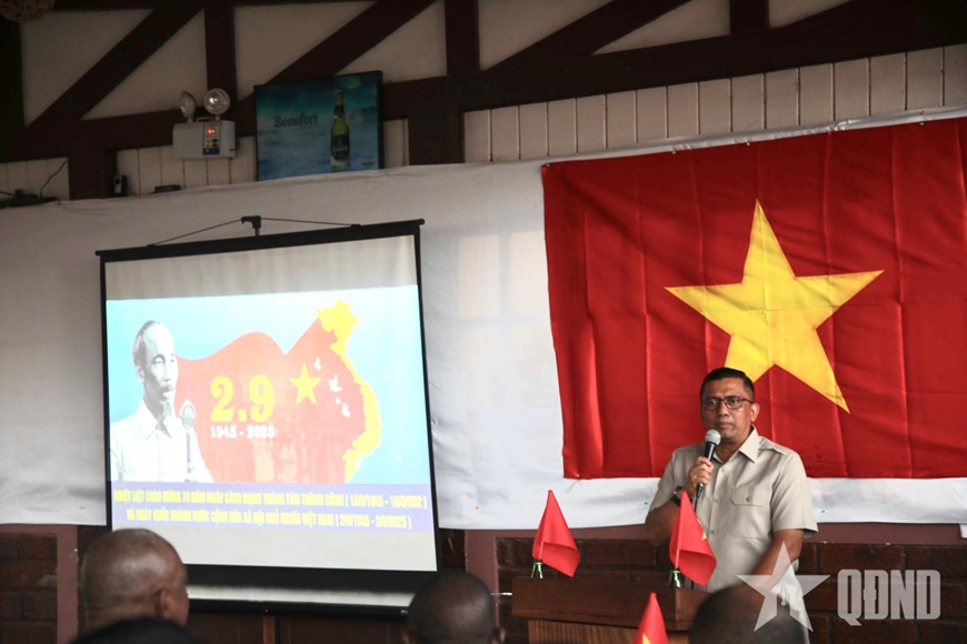 Tự hào lễ Quốc khánh trên mảnh đất Trung Phi