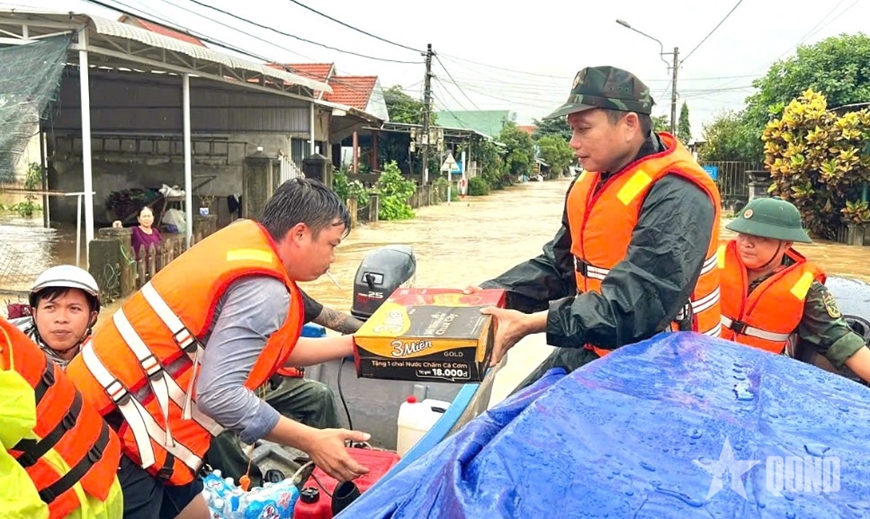Nơi nguy khó luôn có bộ đội Quân khu 5 giúp dân