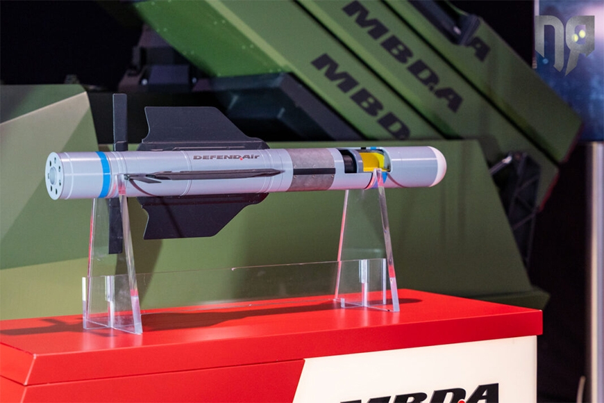 Quân sự thế giới (6-11): B-52 mang tên lửa hành trình AGM-181A?