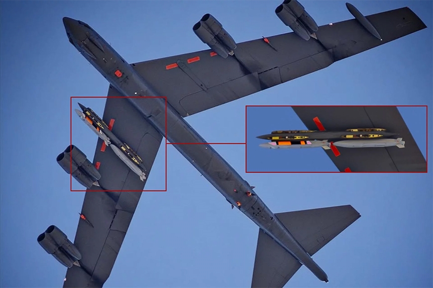 Quân sự thế giới (6-11): B-52 mang tên lửa hành trình AGM-181A?