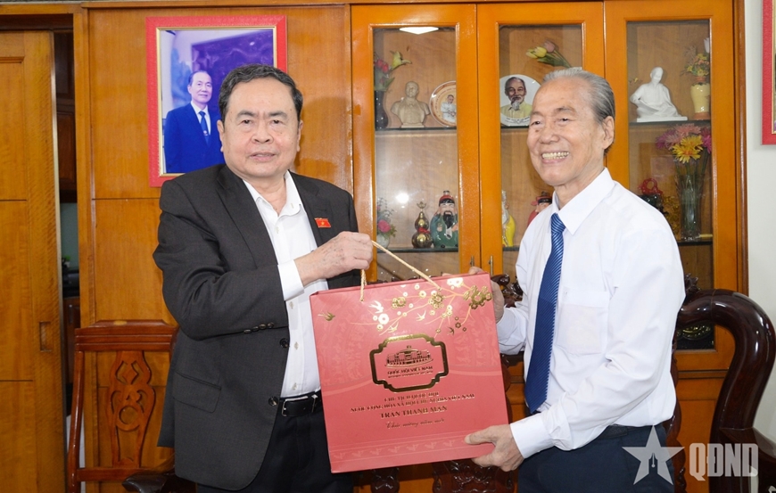 Chủ tịch Quốc hội Trần Thanh Mẫn thăm nguyên lãnh đạo Đảng, Nhà nước