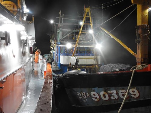 SAR 412 successfully rescues troubled trawler