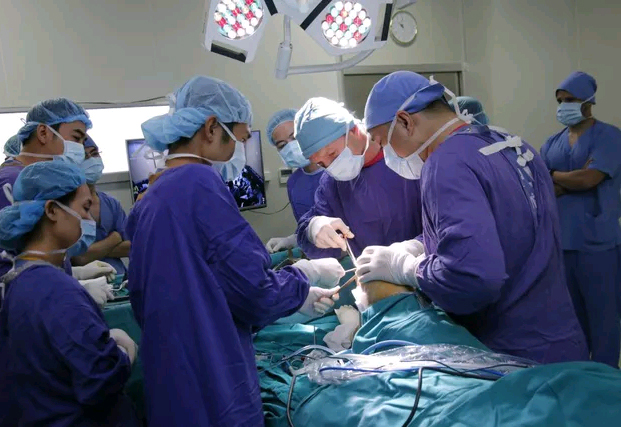 Vietnam performs first-ever blowout fracture endoscopic surgery