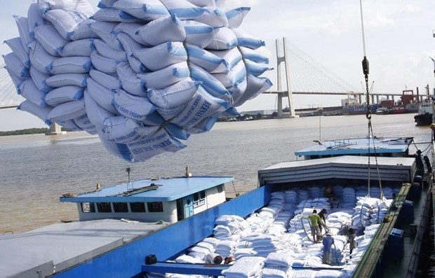 First batch of Vietnamese rice exported to U.K. under UKVFTA