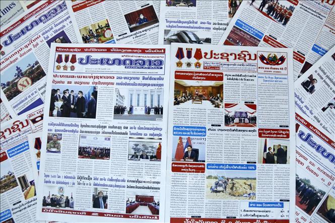 Lao papers feature ongoing Vietnam visit by N.A. Chairman