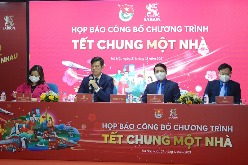 Community program launched to support needy people to enjoy Tet