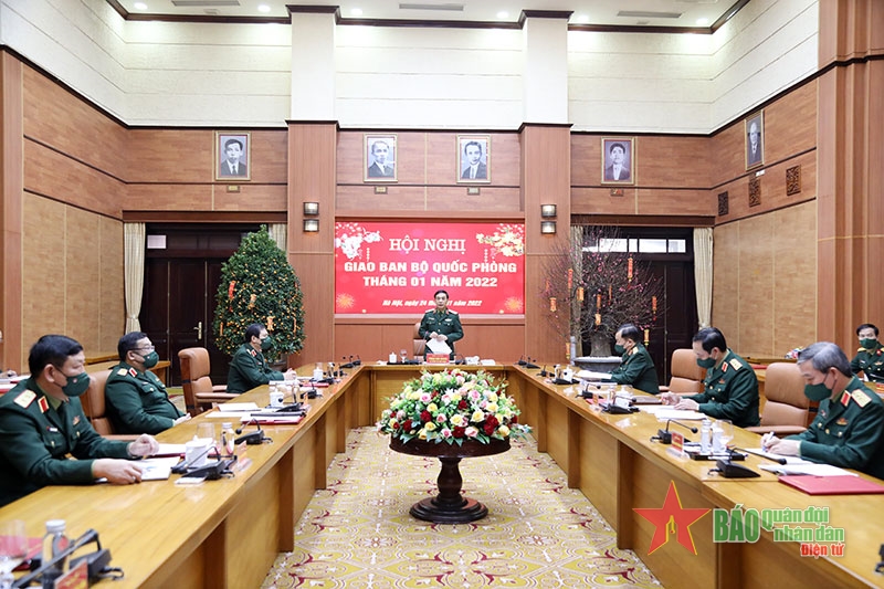 Defense Minister chairs MND meeting