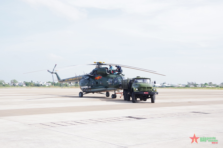 Air Force Regiment 917 successfully conducts first sorties of 2022