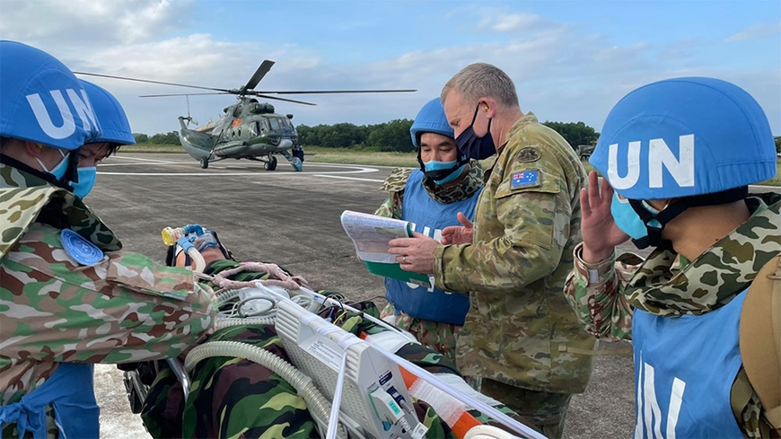 Vietnamese peacekeepers complete AME training course