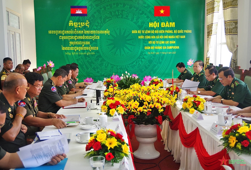 Vietnam Border Guard Command and Cambodian Army to foster cooperation