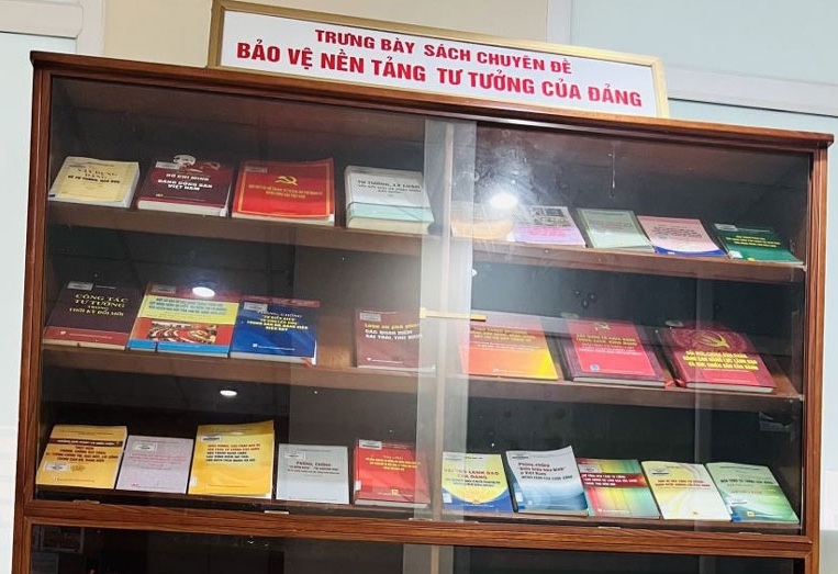 Military Library displays books on protecting Party’s ideological ...
