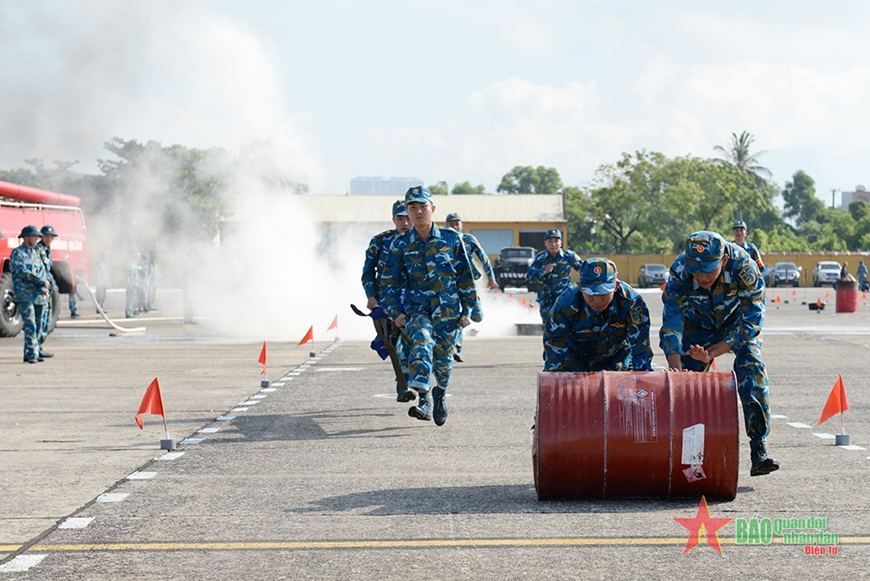 ADAF Service opens fire-fighting competition 2022
