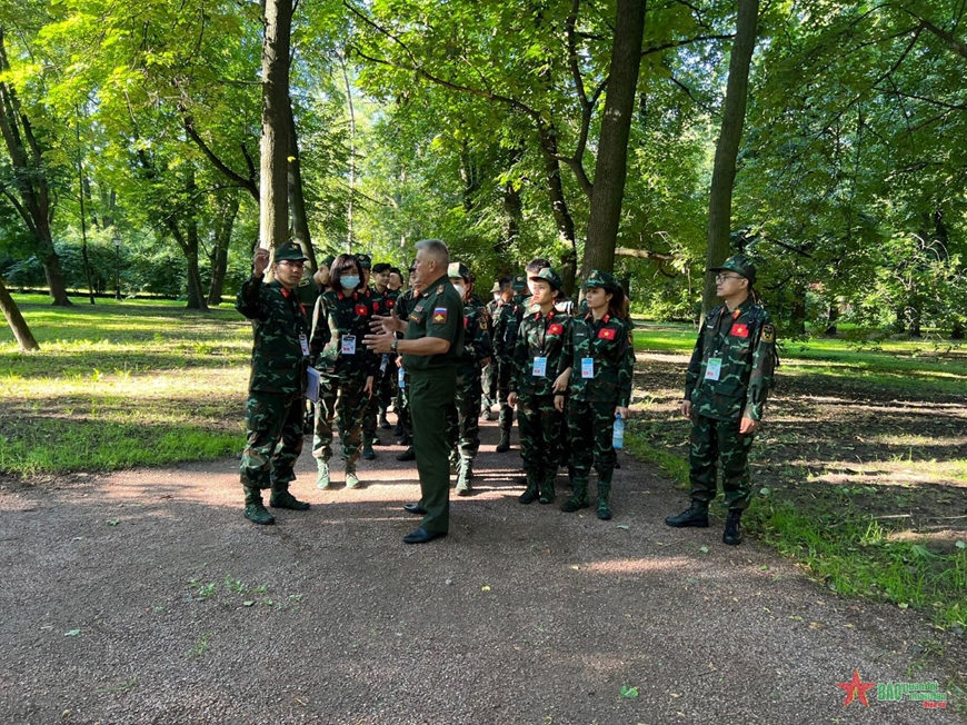 “Military Medical Relay Race” team getting used to Army Games medical ...