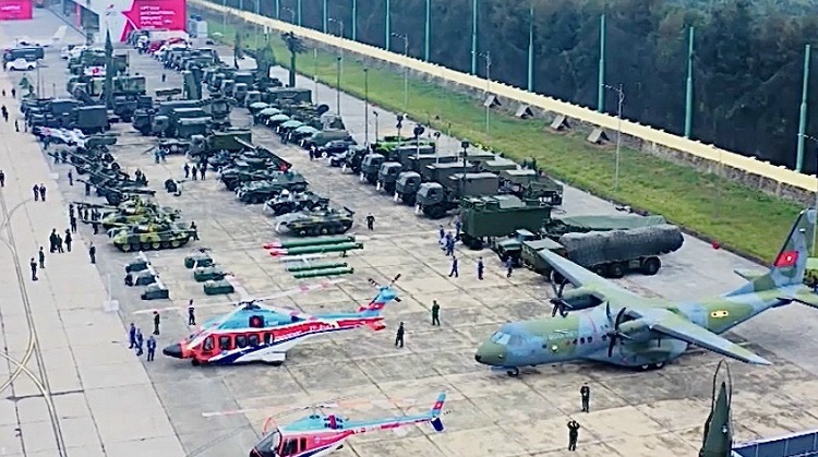 Vietnam International Defense Expo 2022 Kicked off