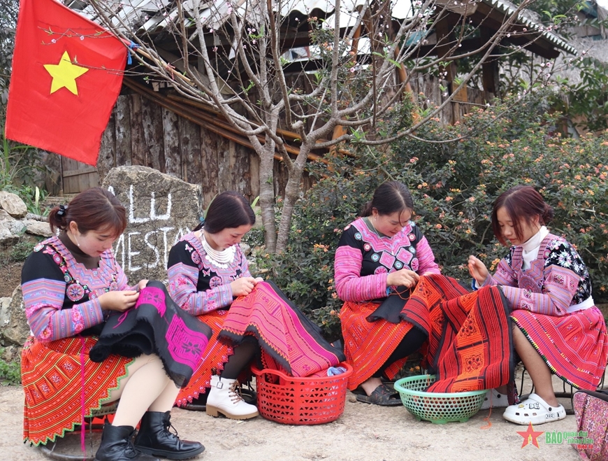 H’mong people prepare for lunar New Year