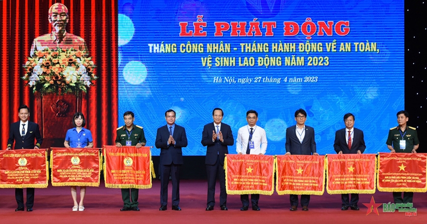 Trade union of Viettel Manufacturing Corporation boosts emulation campaign