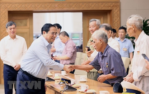 Caring for national contributors a regular task: Prime Minister