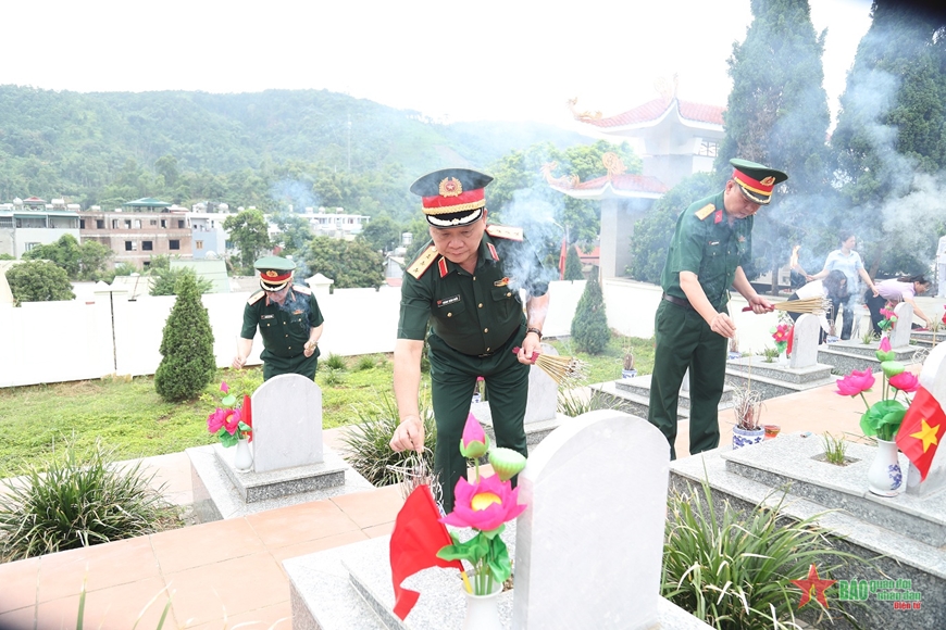 More activities held for national contributors