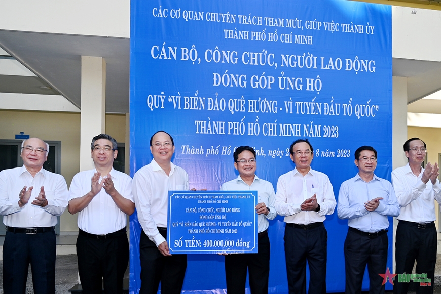 Program held to raise “National Sea and Islands and Fatherland Front ...