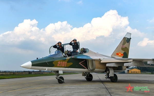 Photos of YAK-130 in Northern sky