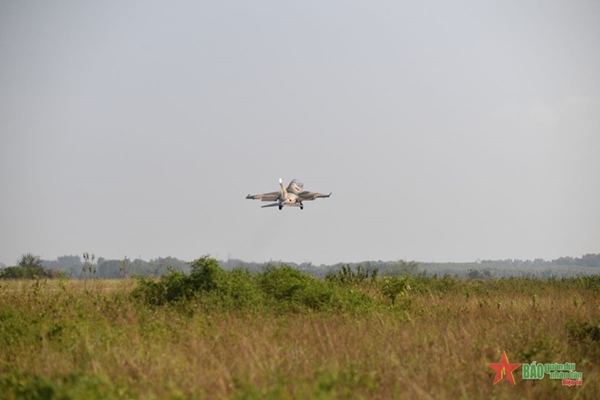 Photos of YAK-130 in Northern sky
