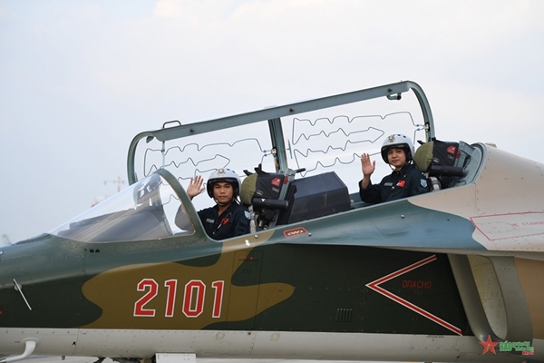 Photos of YAK-130 in Northern sky