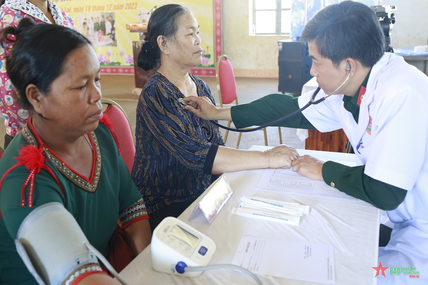 Free health check-ups and medicines given to needy people in border areas