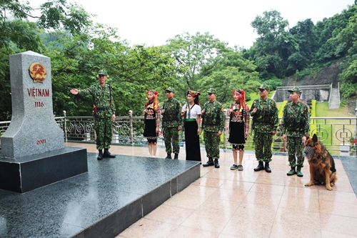 Sovereignty markers - A sacred symbol of national border