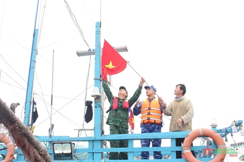 Law dissemination promoted on Bach Long Vi Island