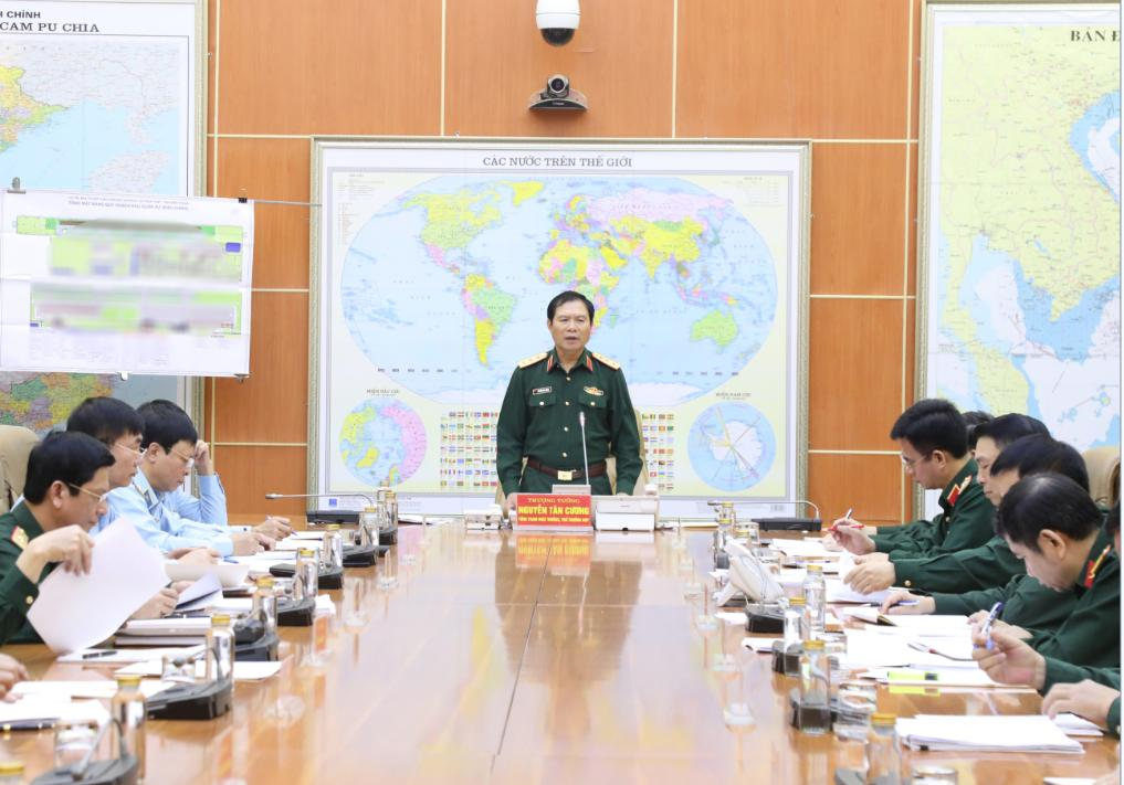 Defense leader urges speeding up progress of Phan Thiet military airbase