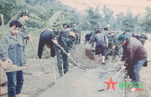 Lang Son border guards multiply border protection models