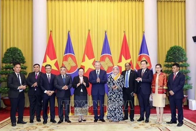 President hosts ASEAN, Timor Leste diplomats