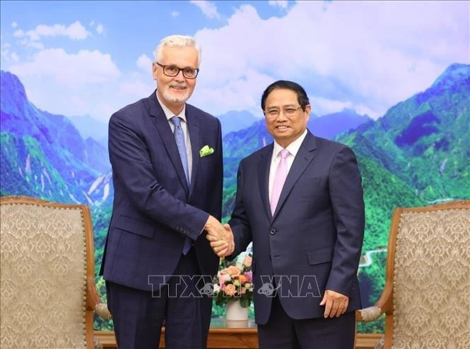 Prime Minister receives outgoing German Ambassador