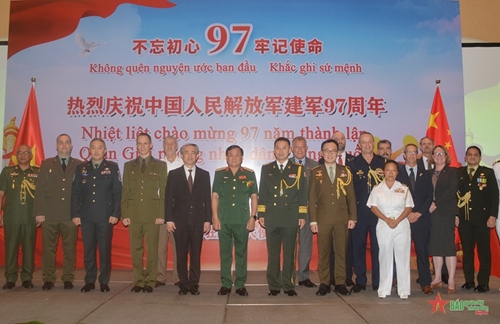 Foundation day of Chinese People s Liberation Army observed in Vietnam