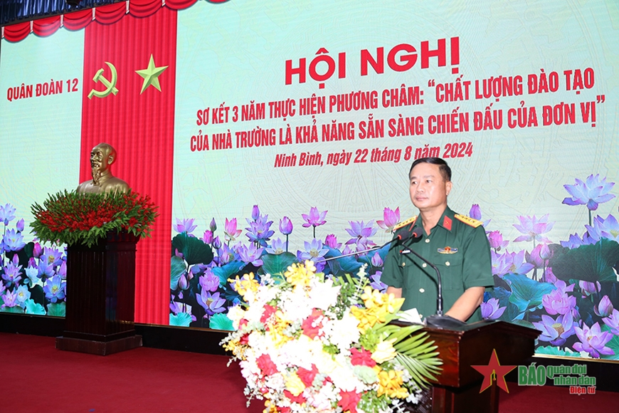 Army Corps 12 review training quality and combat readiness competence