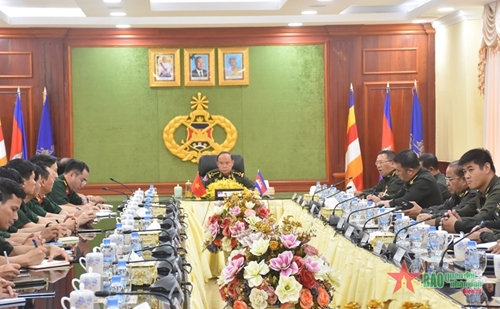 Vietnam - Cambodia young officer exchange program launched