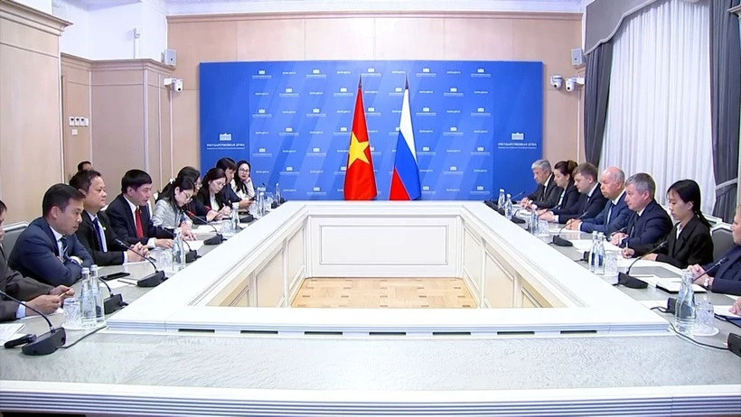 Offices of N.A., Russian State Duma seal cooperation pact in Moscow