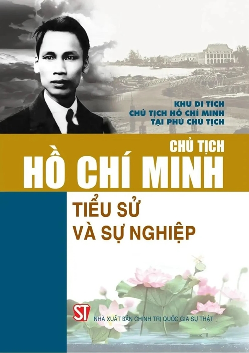 Vietnamese - English bilingual book about President Ho Chi Minh launched