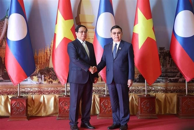 Prime Minister meets with President of Lao National Assembly