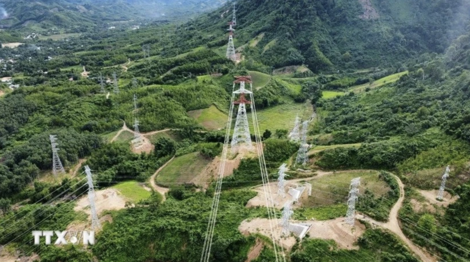 500kV transmission line from Laos energized