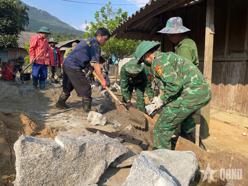 Border troops conduct practical activities in Nghe An’s border areas