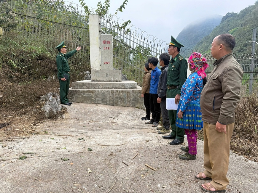 Strengthening “people’s heart posture” in border areas